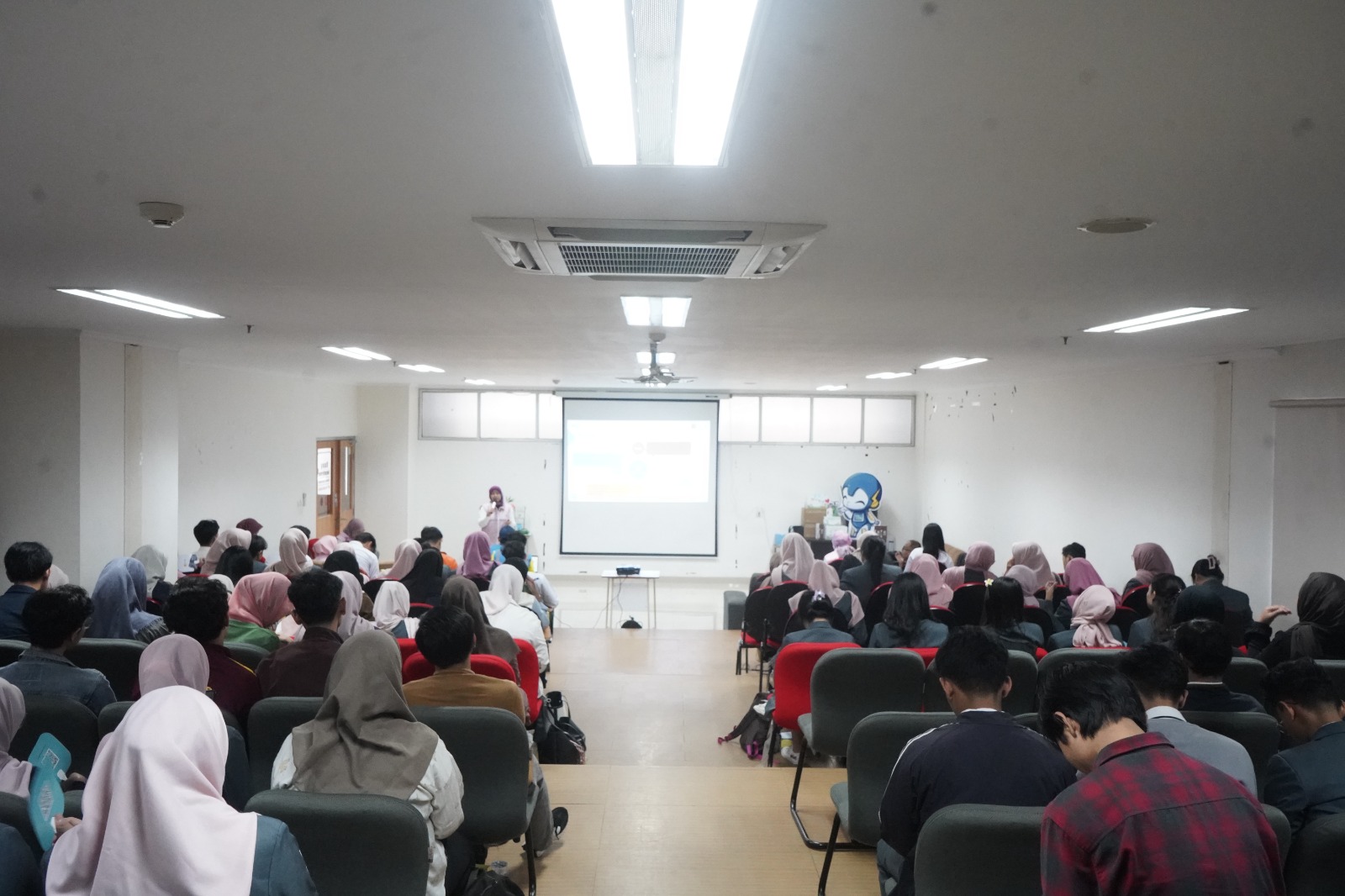 Srikandi PLN Goes to Campus Polban: Inspirasi Perempuan Muda, Kenalkan ...